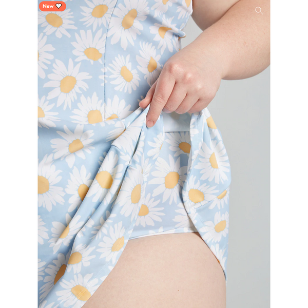 ModCloth Splash of Daisies One-Piece Swimsuit – The Curvy Shop